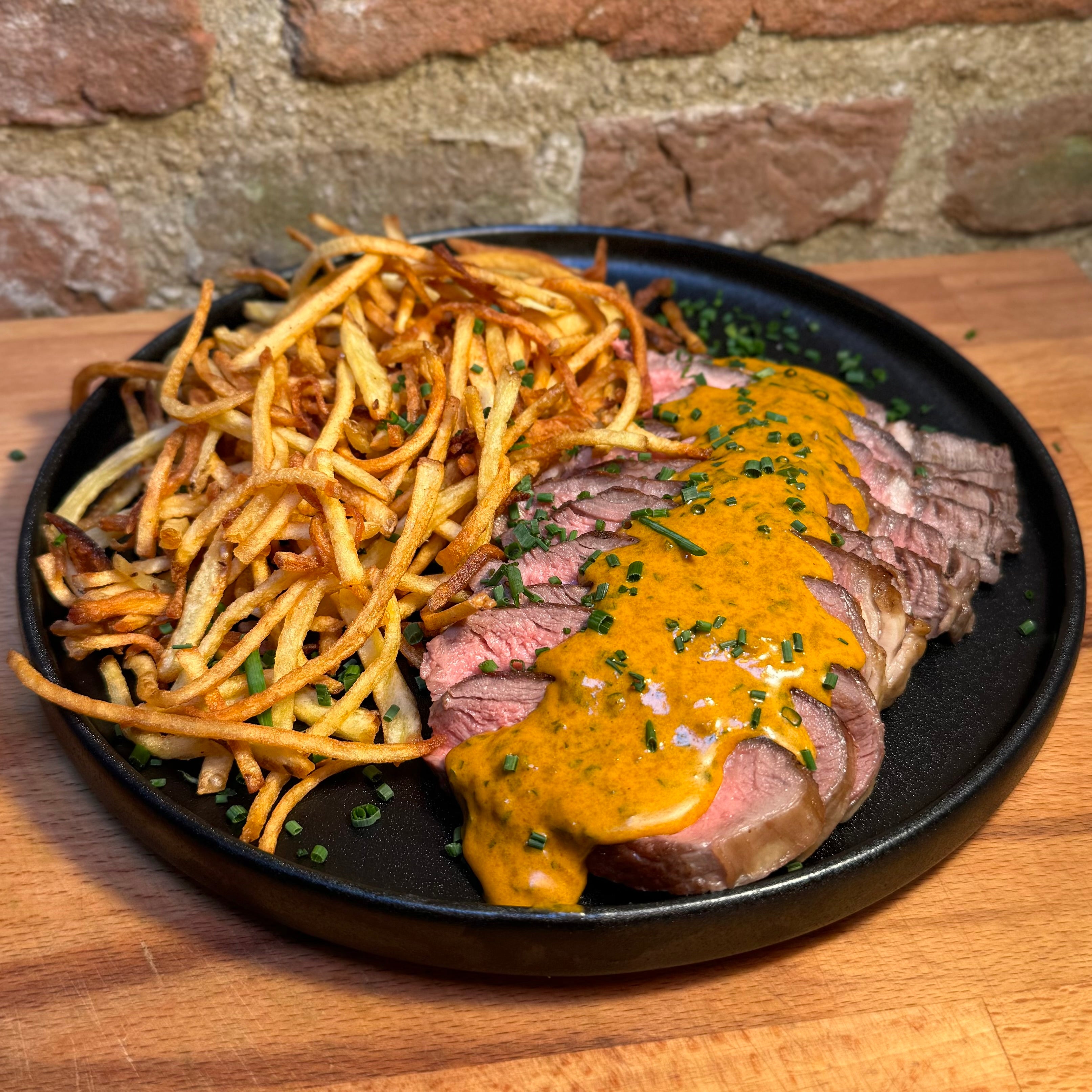 Steak frites with a cowboy butter sauce – The twisted chef